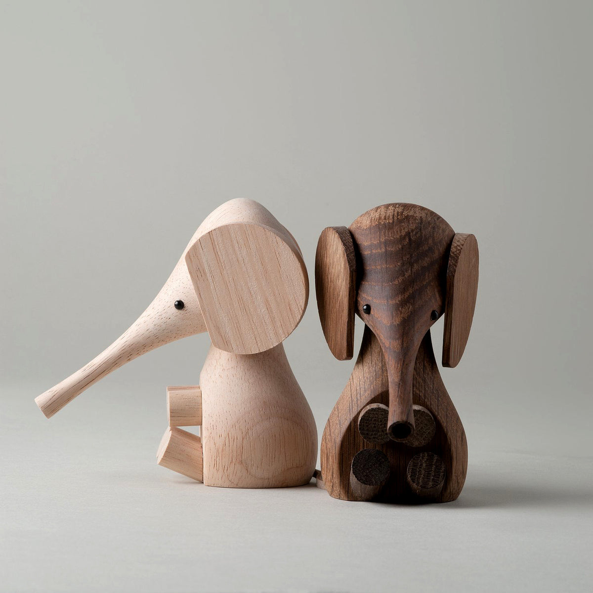 Little Elephant, Oak & Walnut Wood Figurines – Scandivägen